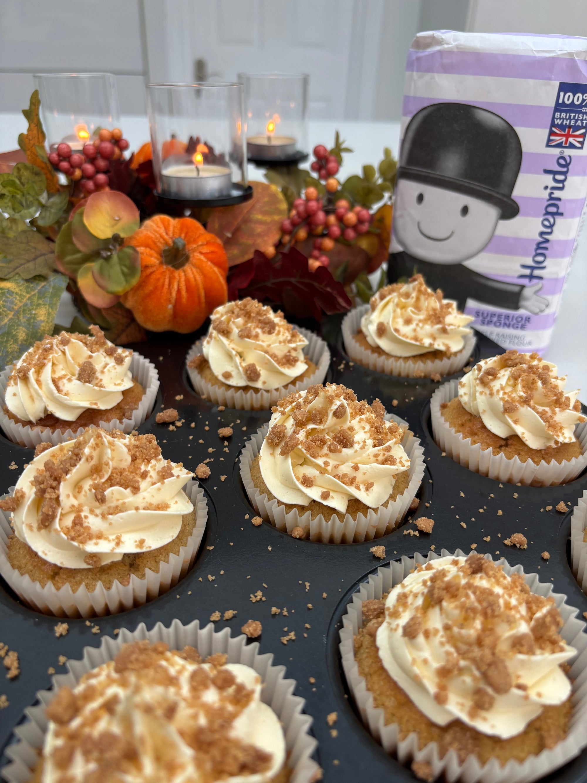 Crème de la Crumble Apple Mini Cakes – Fred's Collectables Shop